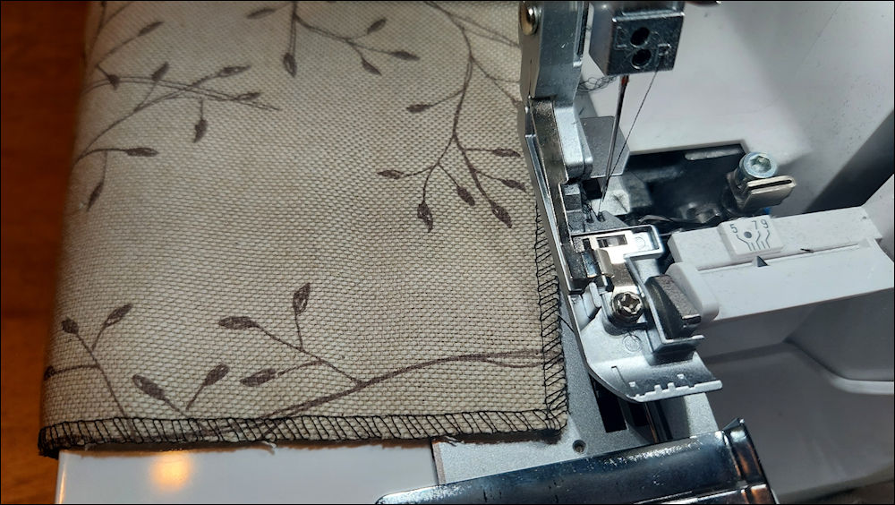 Overlock-Coverlock naalden (Universeel/Jersey) – Naaistudio A.